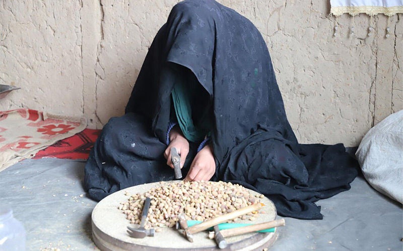 10 major causes of poverty and how we can help solve them